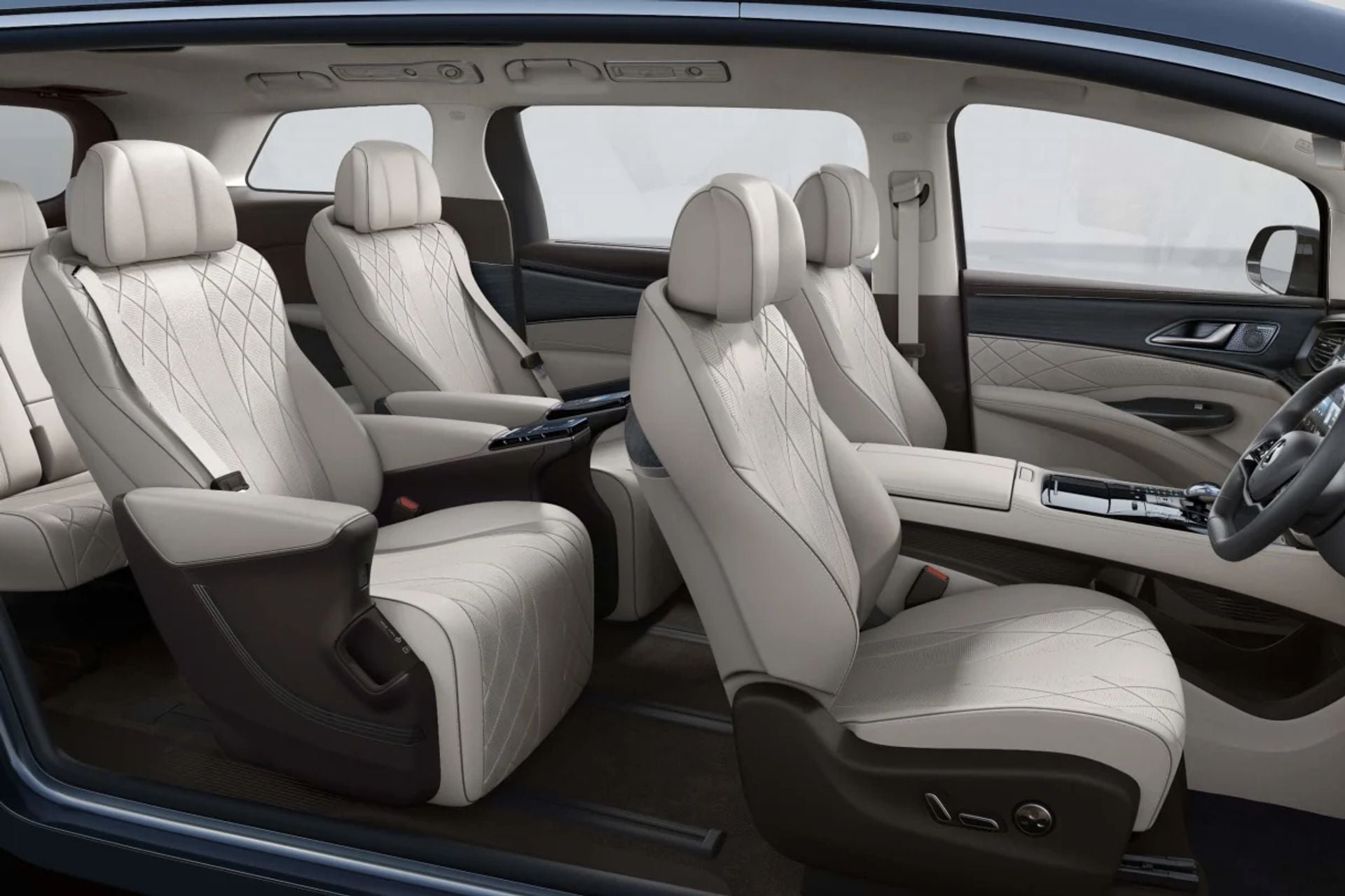 2026 Denza D9 price and specs | CarExpert