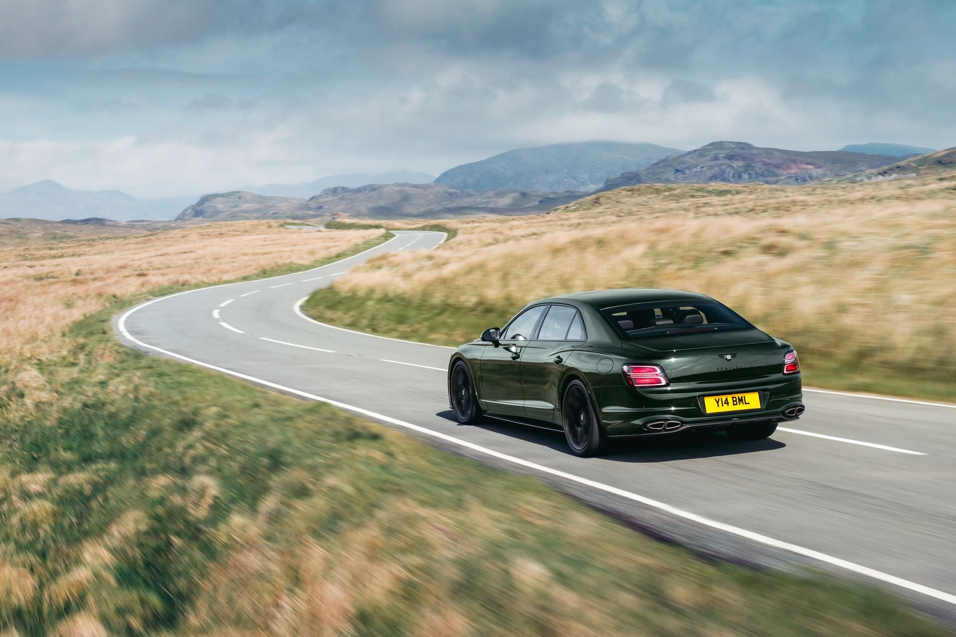 2027 Bentley Flying Spur: Sporty S returns with facelift of ultra-luxe ...