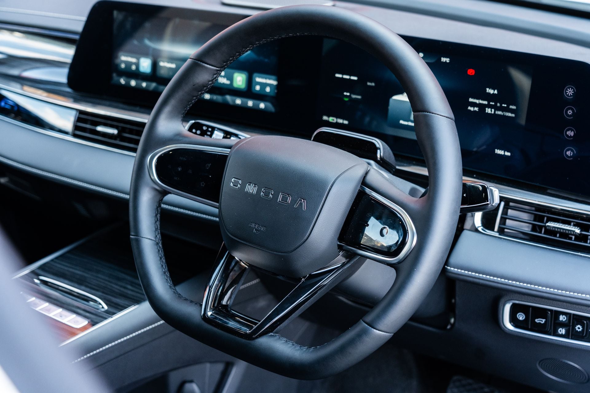 2026 Chery E5 vs BYD Atto 3: Spec battle | CarExpert