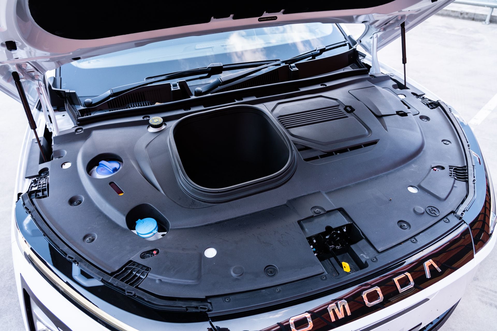 2026 Chery E5 vs BYD Atto 3: Spec battle | CarExpert