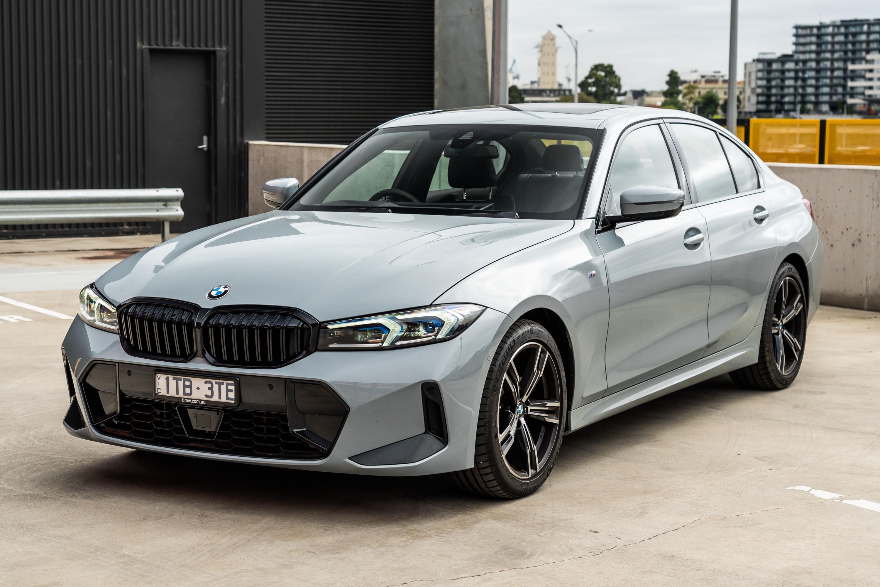 2023 BMW 320i Review CarExpert