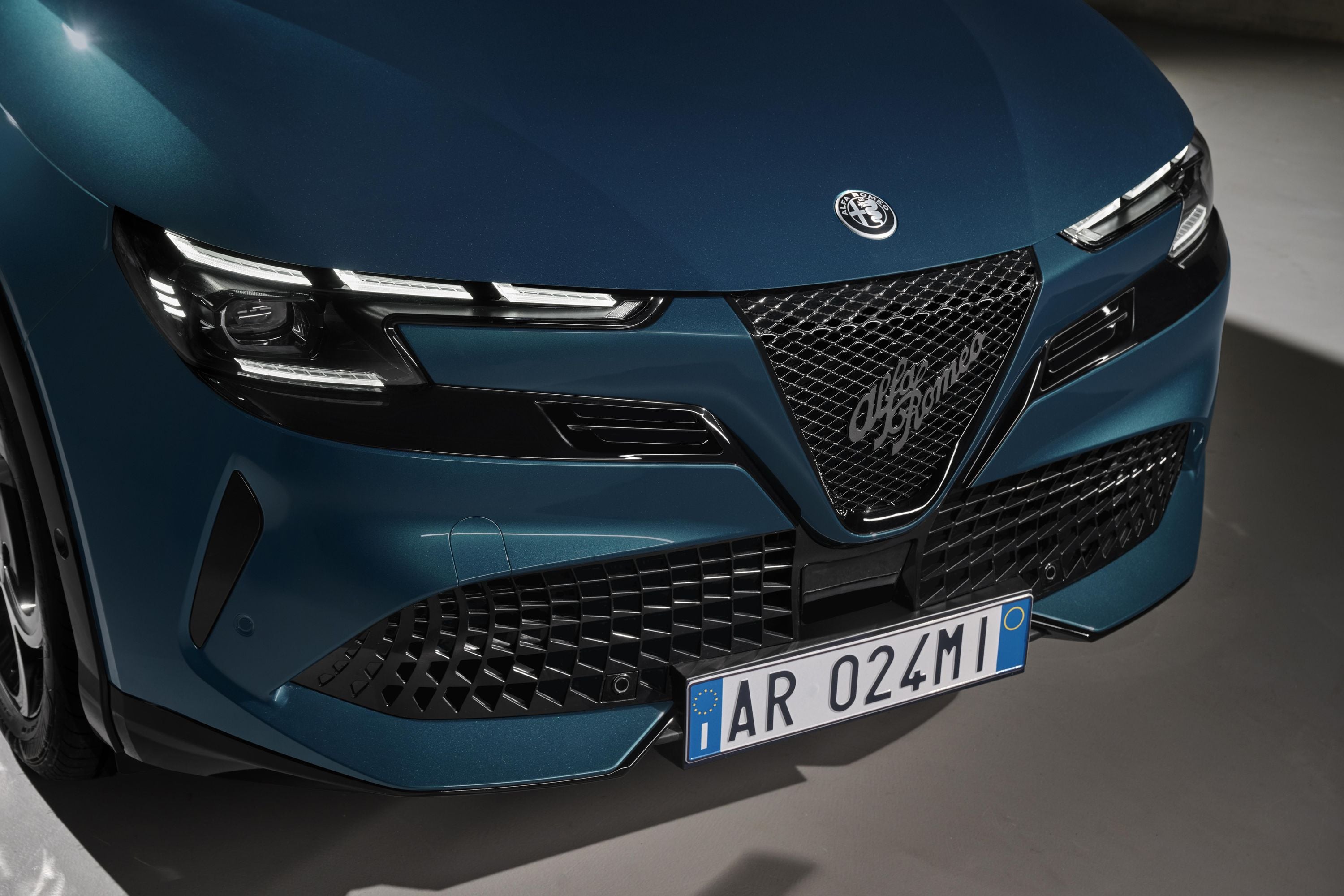 2026 Alfa Romeo Junior: Hybrid and electric power confirmed for ...