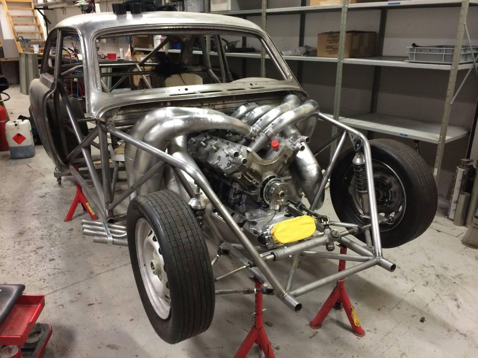 This V8 Volvo uses a two-stroke home-made boat engine, and it sounds ...